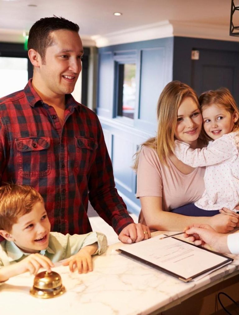 Hotel Competitor Analysis Template | SATUVISION