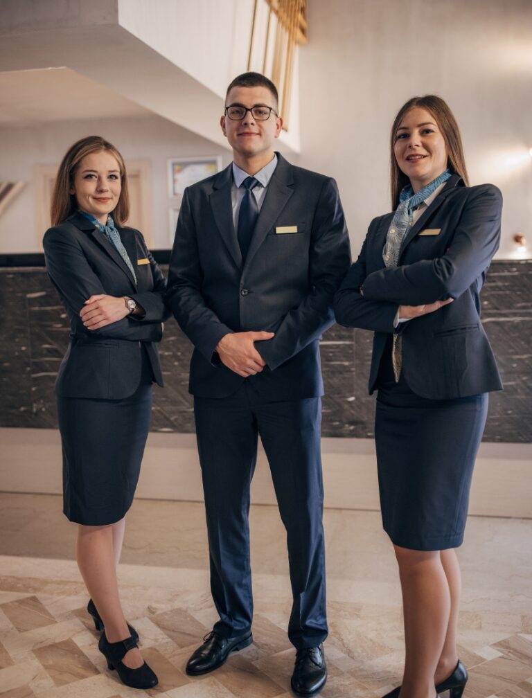 Hotel Competitor Analysis Template | SATUVISION